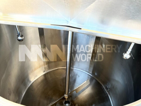 1,000 Ltr Stainless Steel Tank with Top Mounted Mixer - Machinery World