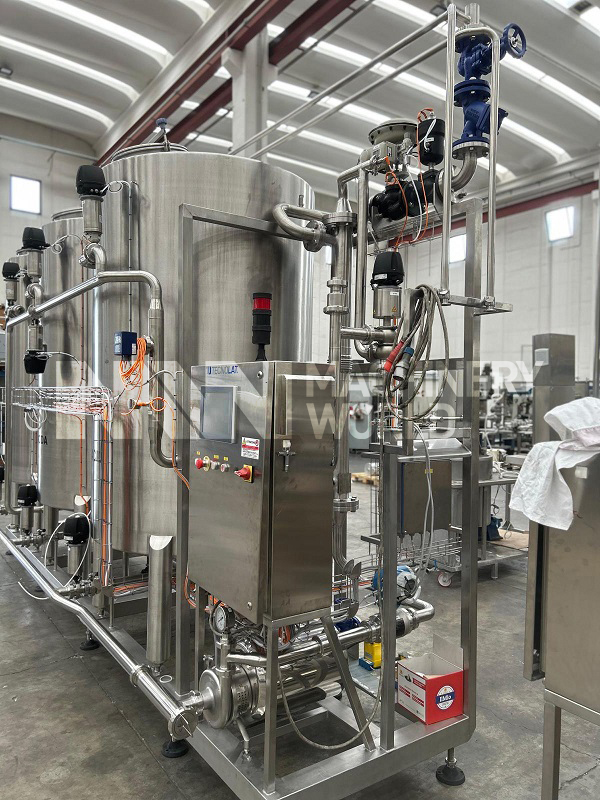 20,000 LPH Tecnolat 3-Tank (2,000L) & 1-Channel Automatic CIP System ...